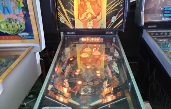 Pin Ball - UFO Amusements